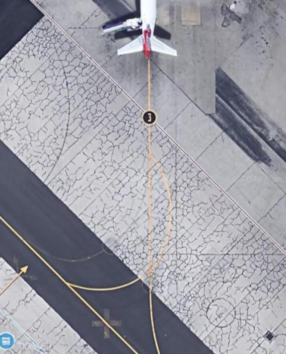 MSFS20 - Custom Gate Markings | FSDeveloper